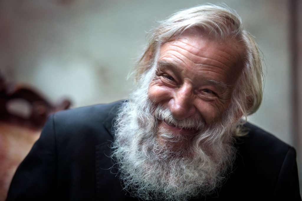 What Is The Difference Between Normal and Portrait Photography? – DSLR Guru
